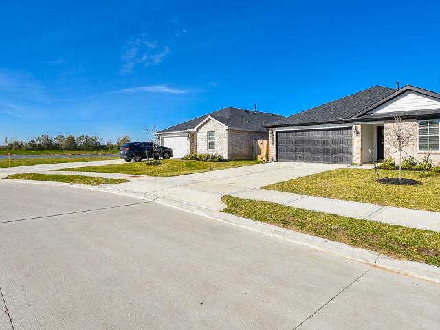 5146 Sunset Oaks Drive