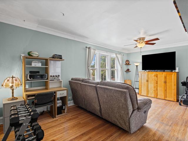 5148 N Monitor Avenue # 303