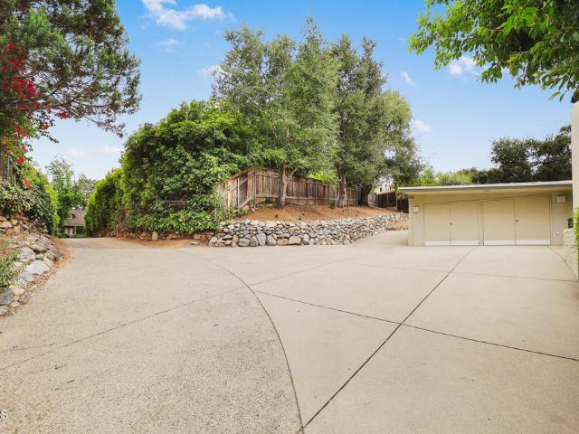5148 Oakwood Avenue
