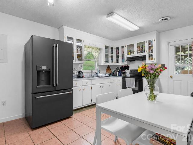 5149 Bloomfield Estate