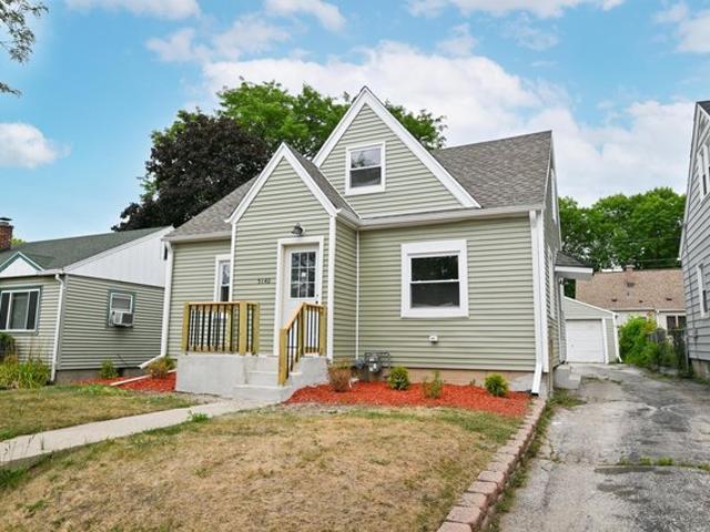 5140 N 42nd St, Milwaukee, WI 53209