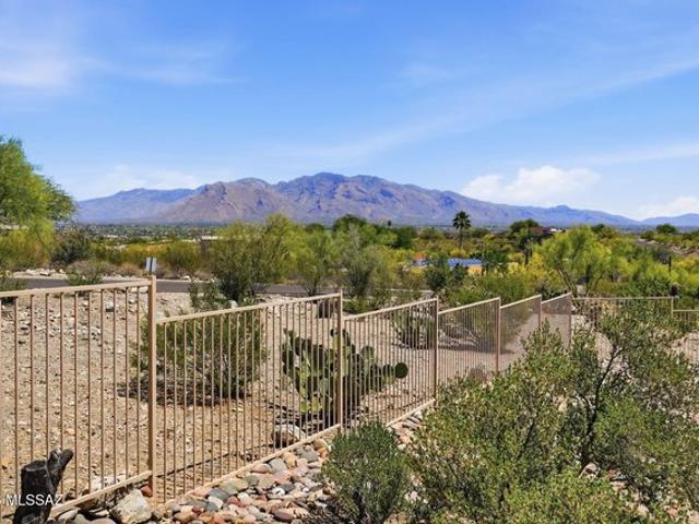 5140 N Amapola Pl, Tucson, AZ 85745