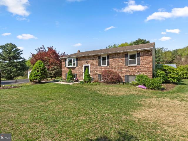 5140 Perry Rd, Mount Airy, MD 21771 | MLS #MDCR2034 | Compass