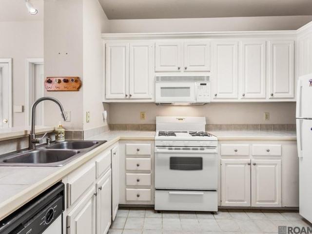 5141 Nicholson Dr Apt B49, Baton Rouge, LA 70820