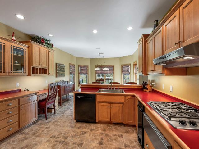5141 pine grove road