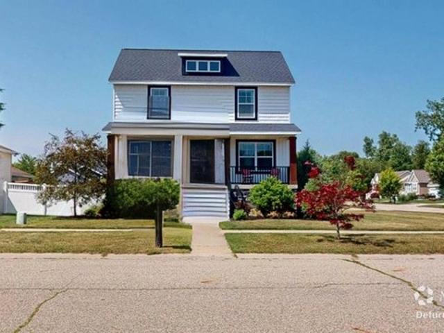 5143 Circleview Dr, Allendale, MI 49401