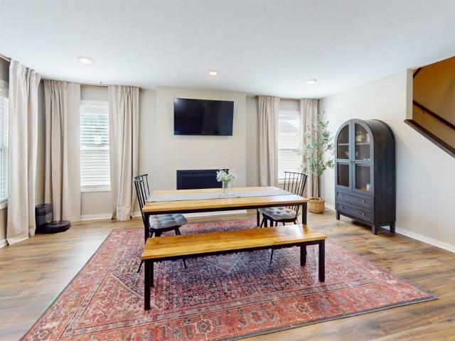 5143 Circleview Drive