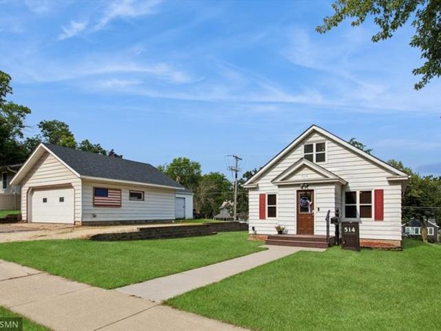 514 4th St S, Cannon Falls, MN 55009