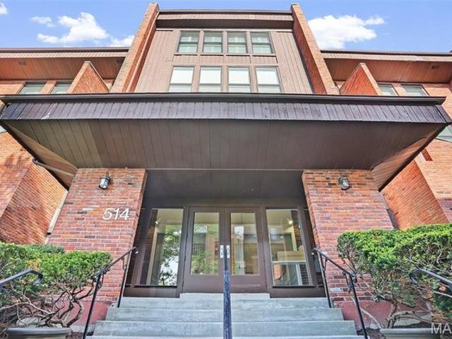514 Coeur De Royale Dr Apt 403, Creve Coeur, MO 63141