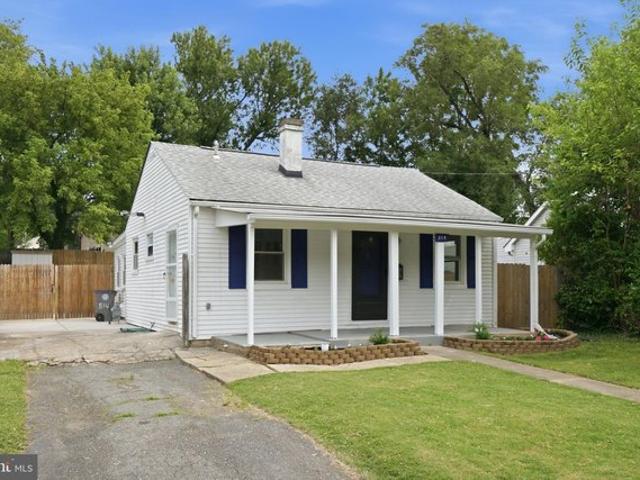 514 Crabb Ave, Rockville, MD 20850