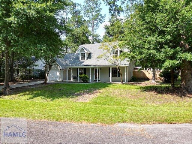 514 Creek View Dr, Hinesville, GA 31313