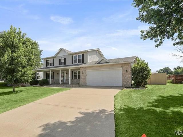 514 Creekside Dr, Troy, IL 62294