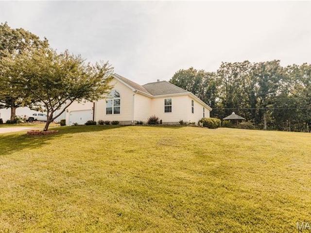 514 Andrews Ave, Dixon, MO 65459