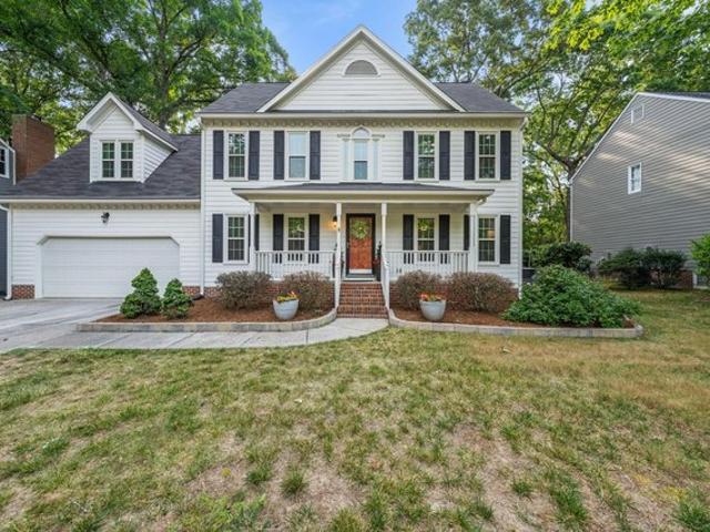 514 Autumngate Dr, Cary, NC 27518