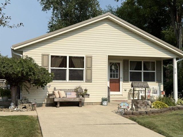 514 E Union St, Eaton, IN 47338
