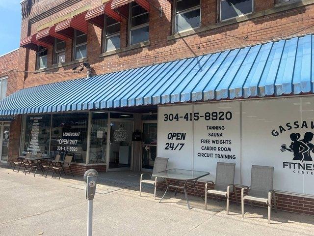 514 Elk St, Gassaway, WV 26624