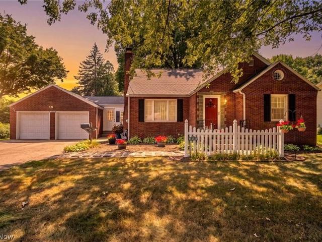 514 Everhard Rd SW, North Canton, OH 44709
