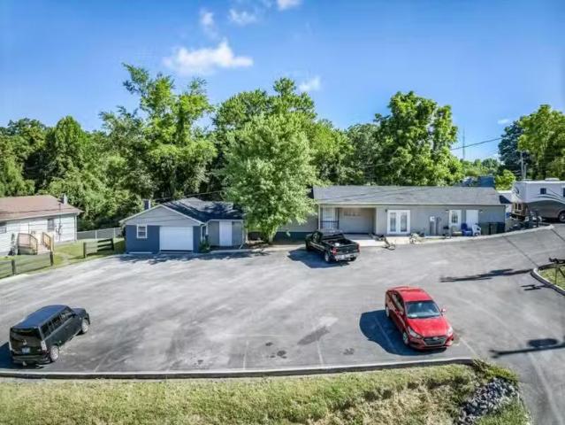 514 FLATT SPUR RD, JAMESTOWN, TN 38556 Multi Family For Sale.