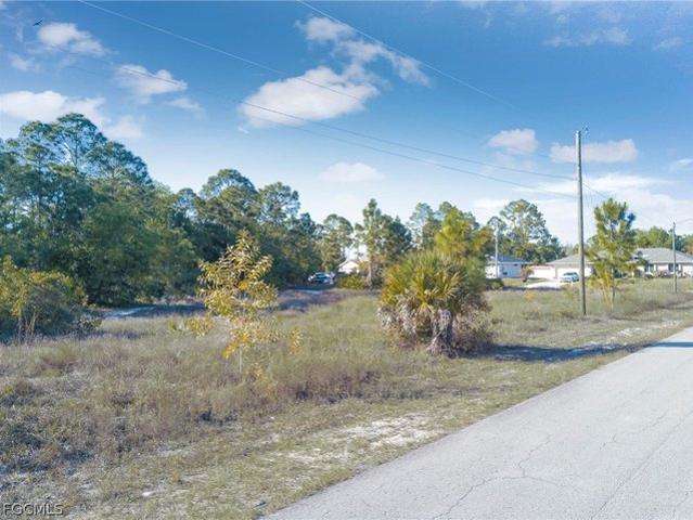 514 Harry Thayer Ave S, Lehigh Acres, FL 33974