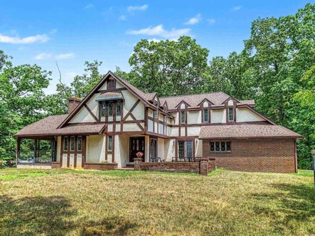 514 High St, Milmay, NJ 08340