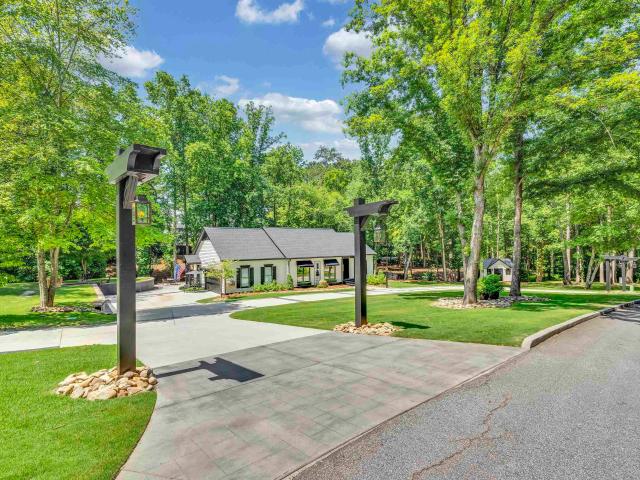 514 Huntington Road