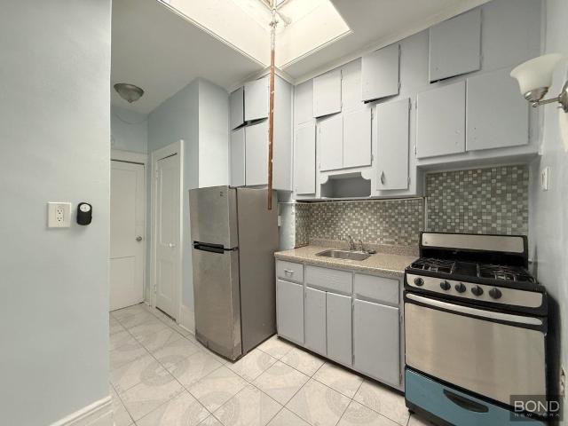 514 Jamaica Avenue 2R