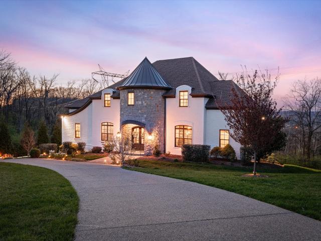 514 Legends Ridge Ct