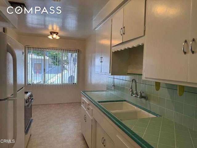 514 Linwood Ave B, Monrovia, CA