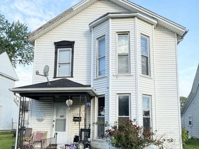 514 S Walnut St, Troy, OH 45373