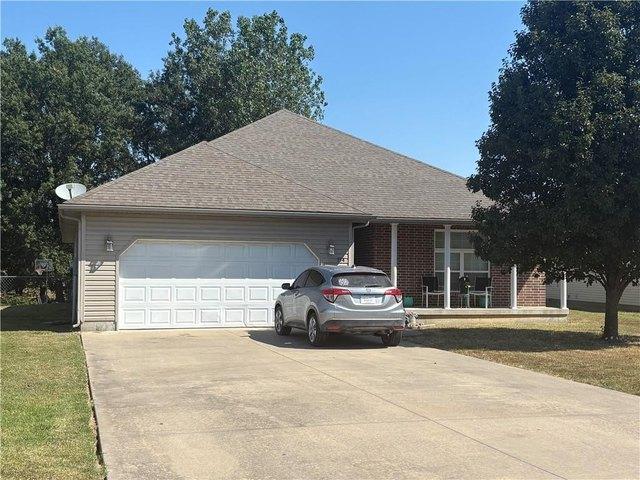 514 S Brooklyn Ct, Frontenac, KS 66763