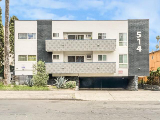 514 S Mariposa Ave, Los Angeles, CA 90020 | MLS #26654 | Compass