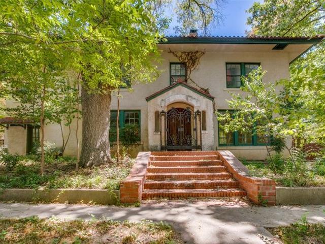 514 S Ravinia Dr, Dallas, TX 75211