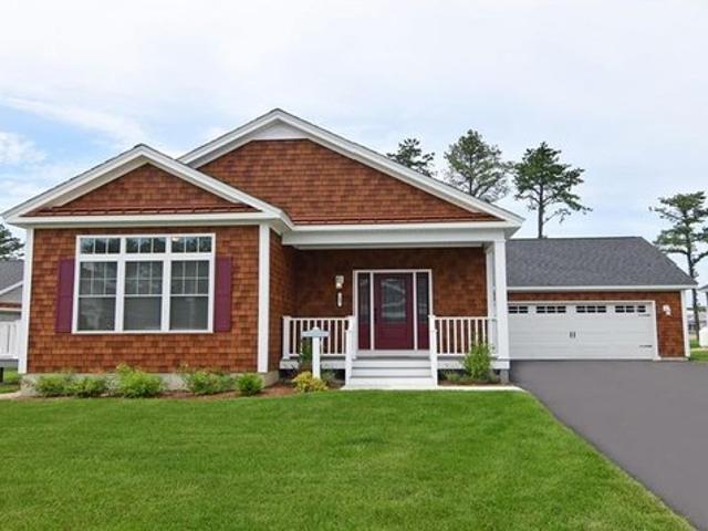 514 S Shore Village Blvd Unit E1H, South Kingstown, RI 02879