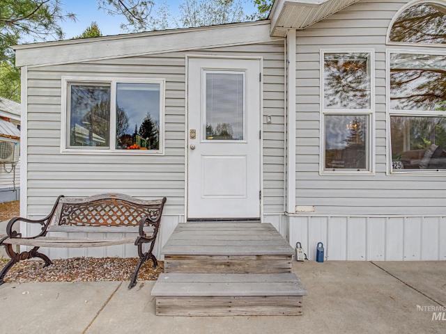 514 Sawyer St H25