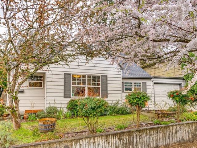 514 SE 61st Ave, Portland, OR 97215