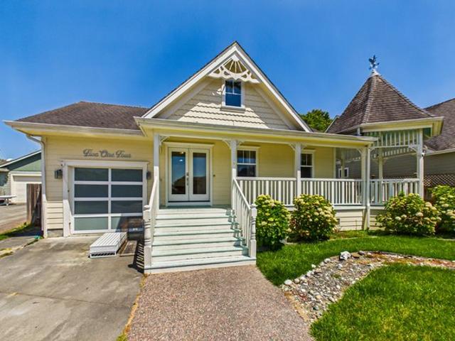 514 Shamsi Ct, Ferndale, CA 95536
