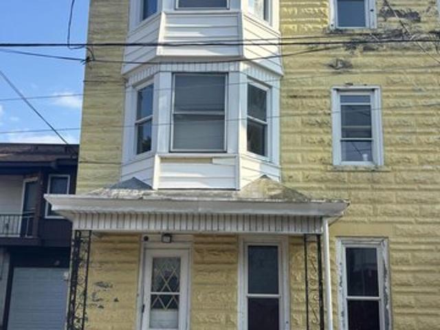 514 Spurzheim St, Shamokin, PA 17872