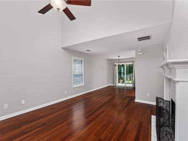 514 Parkstone Lane