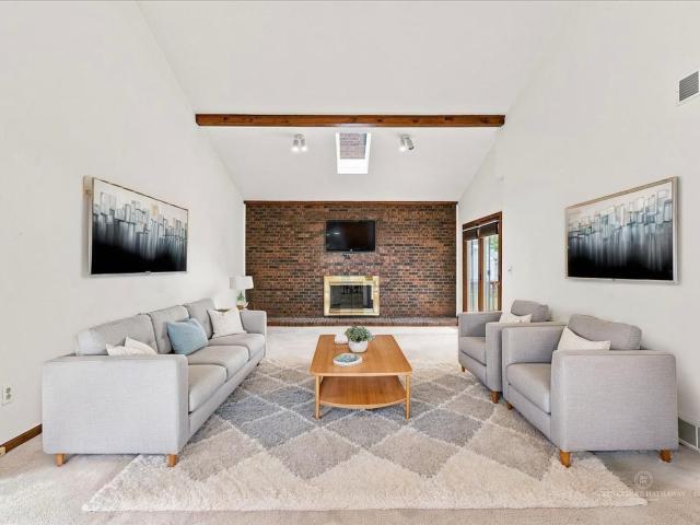 514 Rochelle Court