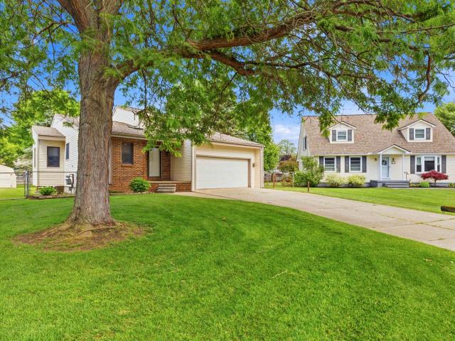 514 Rochelle Court