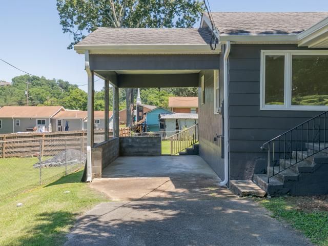 514 Raccoon Trail