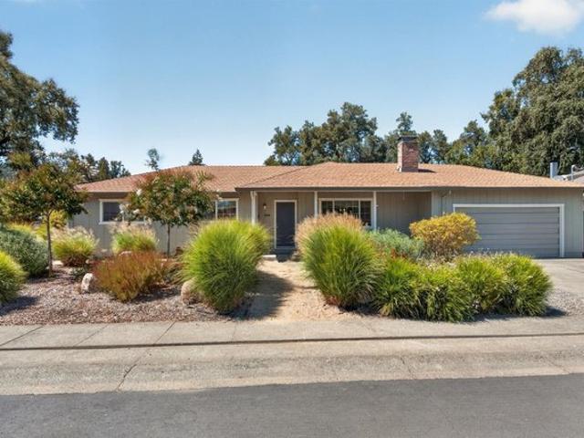 514 W 4th St, Cloverdale, CA 95425