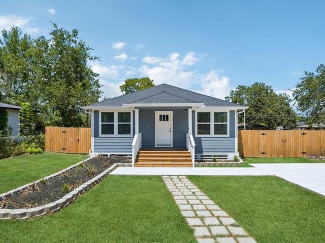 514 W Wilkins St, Brenham, TX 77833