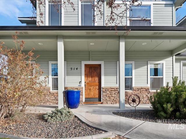 514 W Black Rock Dr