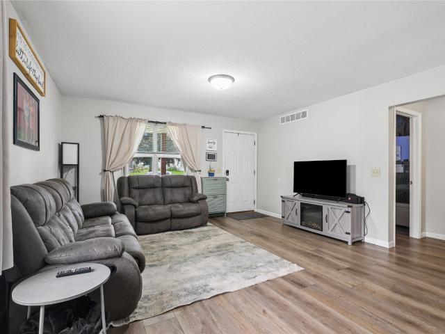 514 W Montgomery Street