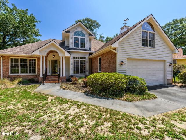 514 Woods Court SW