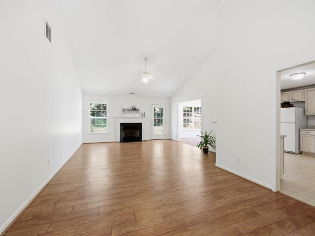514 Walnut Crossing Drive