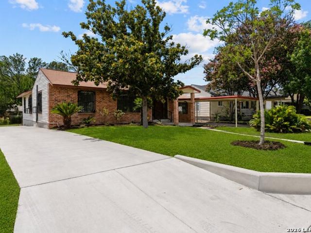 514 Thorain Blvd