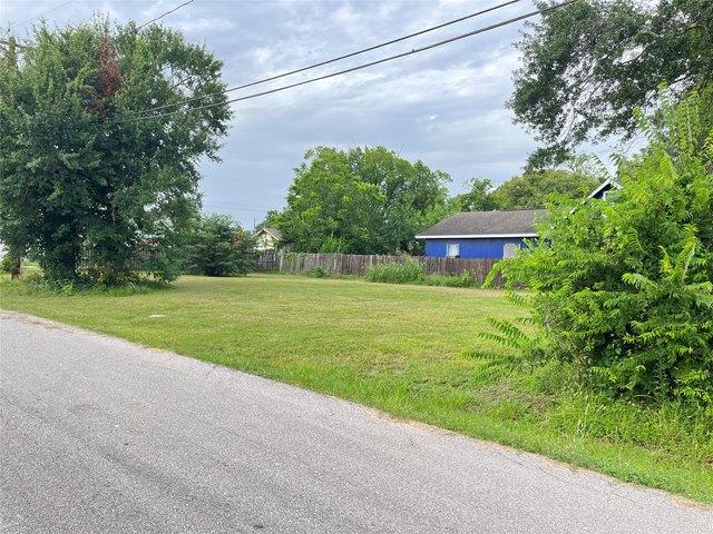 514 Travis St, Richmond, TX 77469
