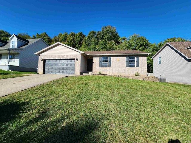 5155 Arches Dr, Newburgh, IN 47630